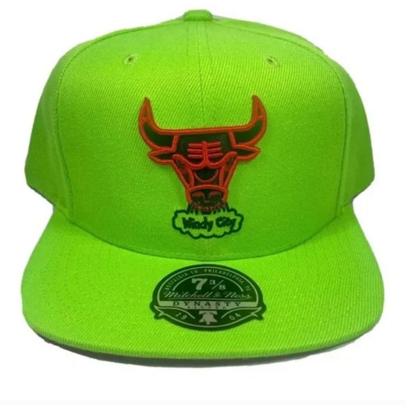 Mitchell & Ness | Accessories | Chicago Bulls Windy City Mitchell Ness ...